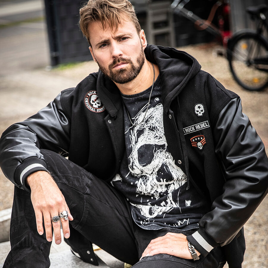 UK Clothing Brands - Alternative Fashion Brands - EMP